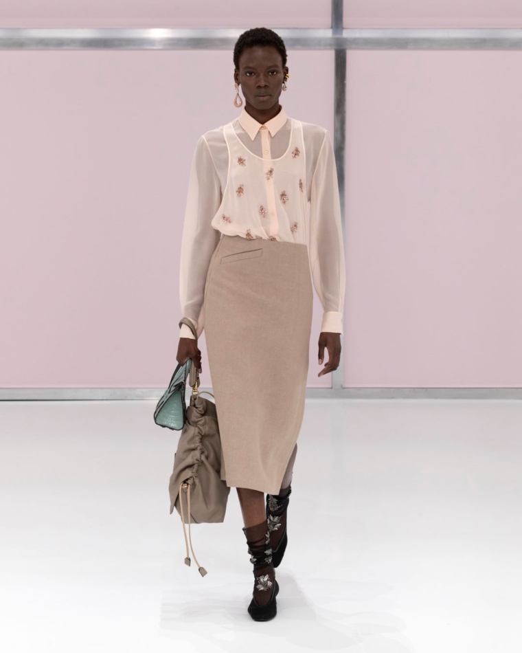 FENDI Womenswear Spring-Summer 2025 Collection | MFS